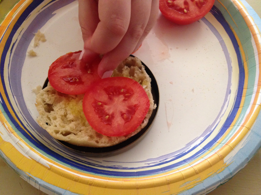 How to make a gourmet meal in an Easy-Bake Oven - The Scoop