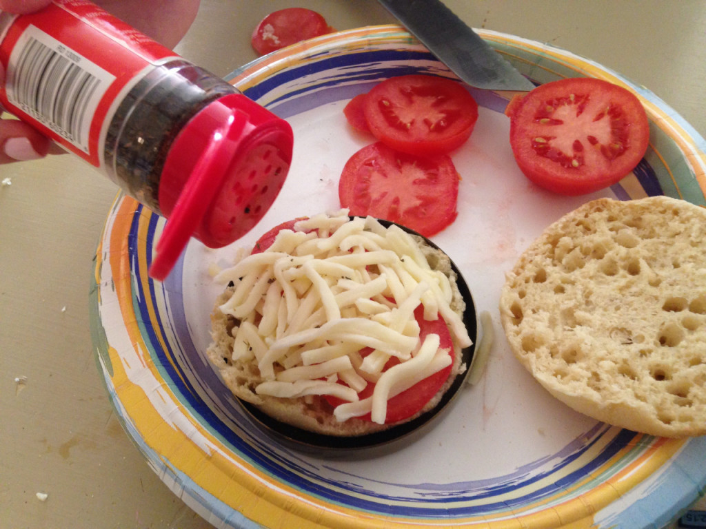 How to make a gourmet meal in an Easy-Bake Oven - The Scoop
